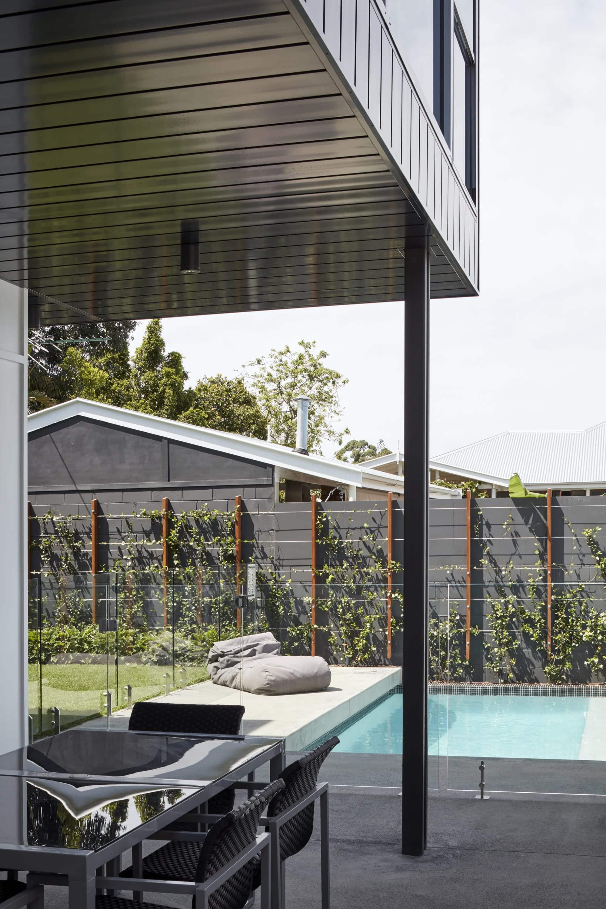 Elliot - Base Architecture